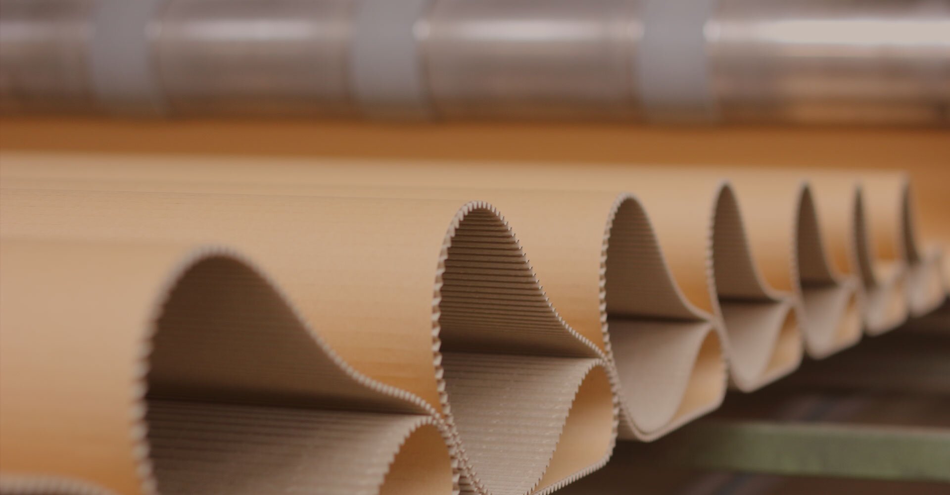 Un cartón multiuso - Rollos single face | CAJAS DE CARTON | ECUADOR ...